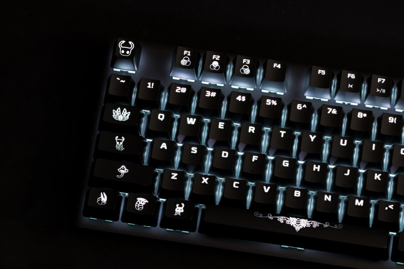Hollow Knight Keycap Set – RoyalKeycaps